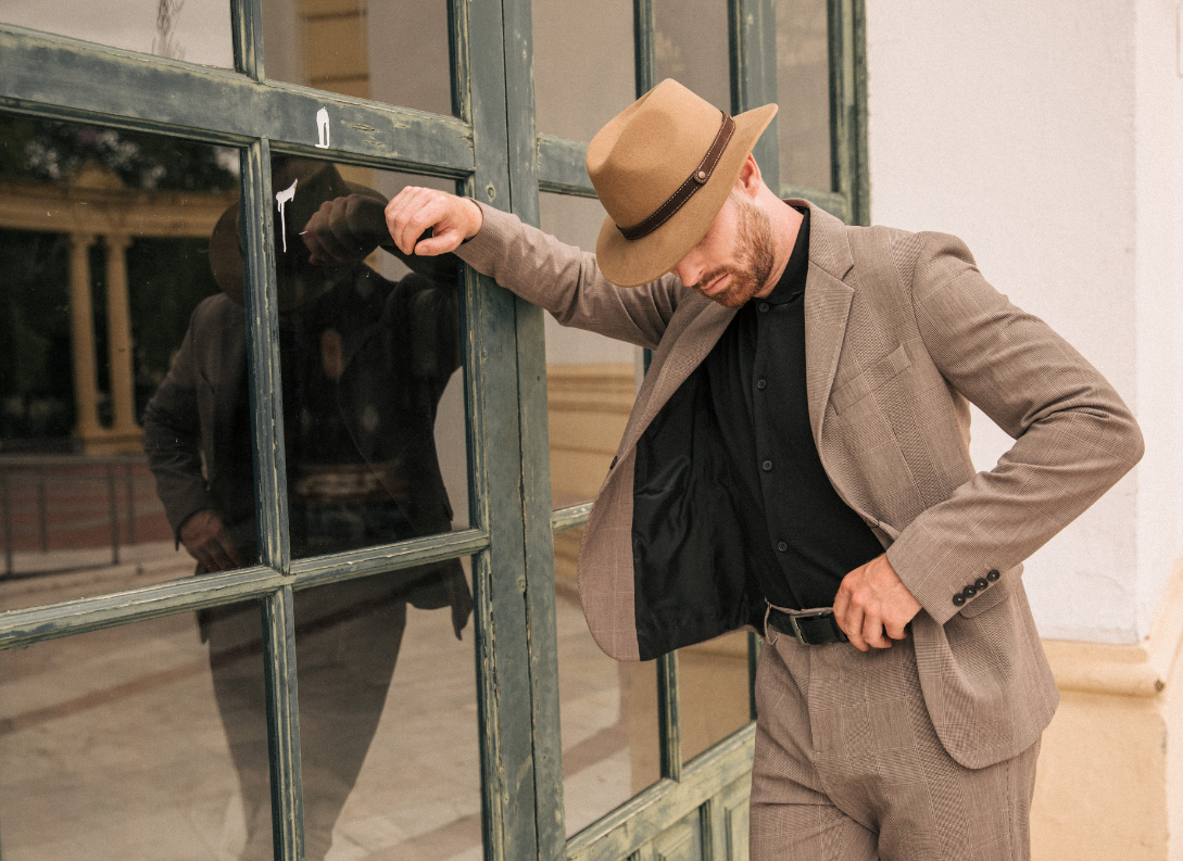 Essential hats for the coolest winter looks (and don't freeze to the bone!)